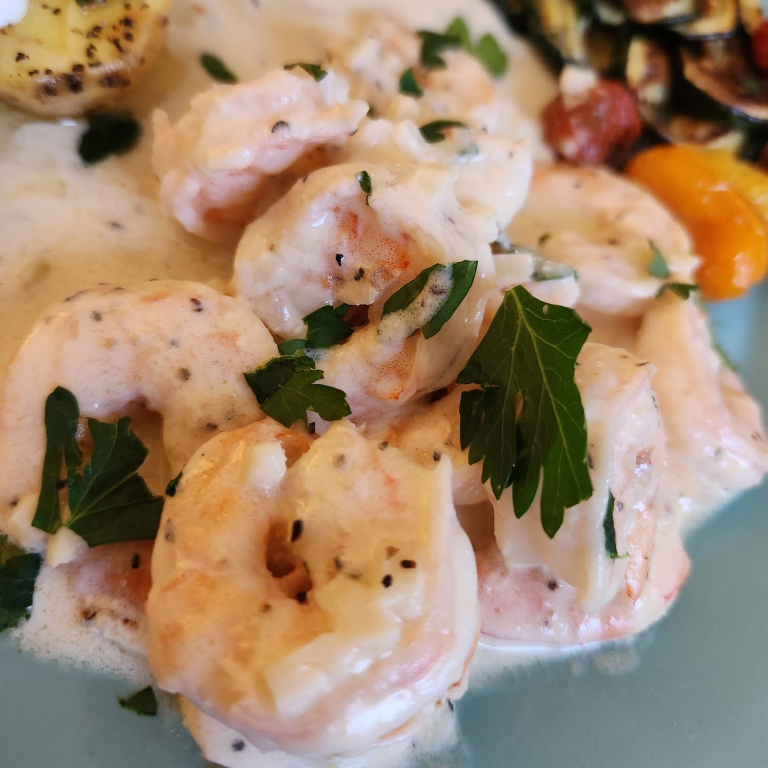 Shrimp with Creamy Garlic Sauce Recipe - Samsung Food